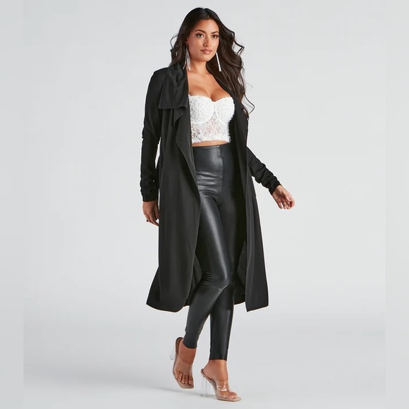 Windsor | Jackets & Coats | Windsor Under Cover Trench In Black | Poshmark
